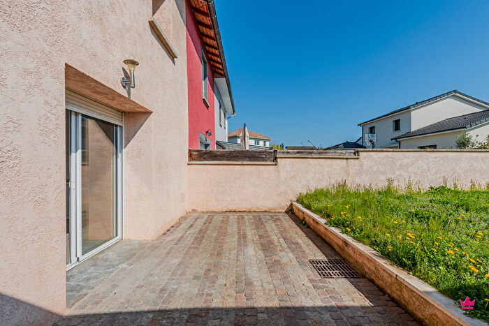 Maison à vendre - Meyzieu, Nord Est - 5 pièces - 3 chambres