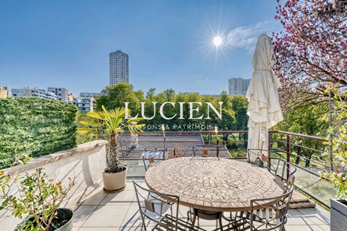 Maison à vendre - Écully, Chalier, Valvert - 5 pièces - 3 chambres