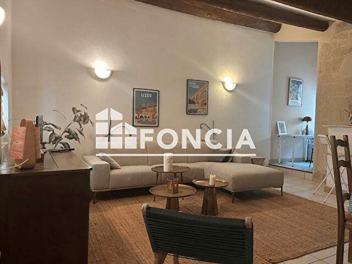 Appartement à louer - Centre Est, Uzès - 3 pièces - 2 chambres