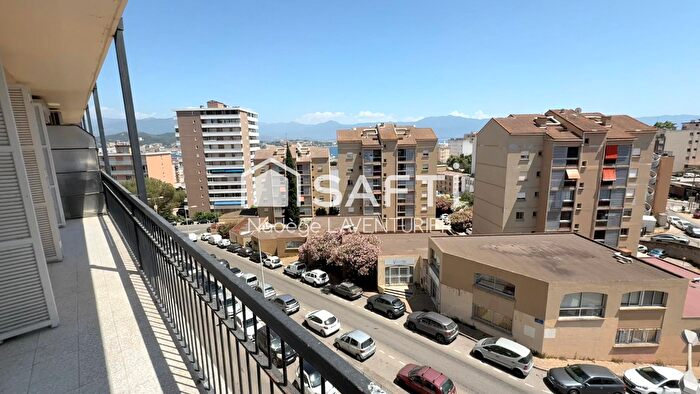 Appartement à vendre - Ajaccio, Les Sanguinaires - 3 pièces - 2 chambres