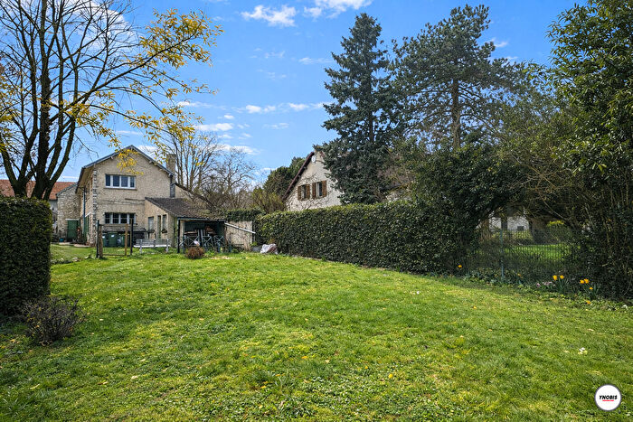 Maison à vendre - Montainville - 4 pièces - 3 chambres