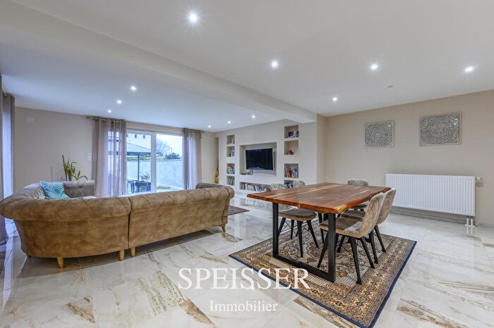Strasbourg, Cronenbourg - Maison 4 pièces à vendre
