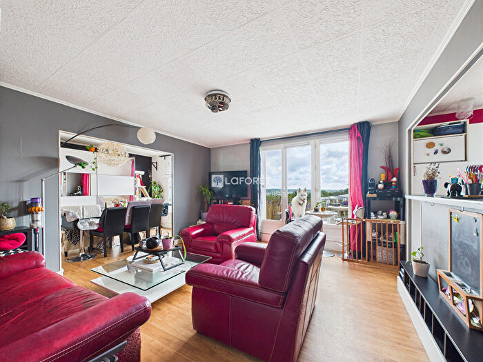 Appartement à vendre - Quimper, Kermoysan - 4 pièces - 2 chambres