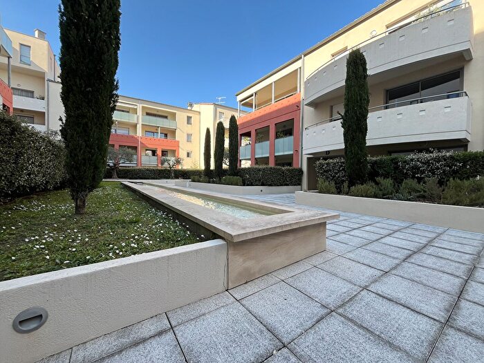 Appartement à vendre - Nîmes, Tour Magne - 4 pièces - 3 chambres