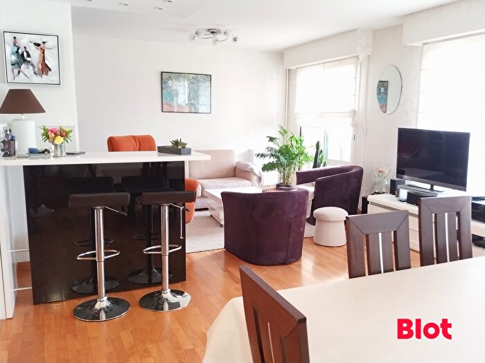 Quartiers Ouest, Bourg lEvesque - Appartement 3 pièces à vendre