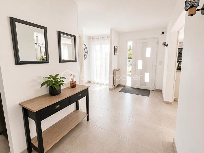 Mourmelon-le-Grand : Maison 10 pièces à vendre