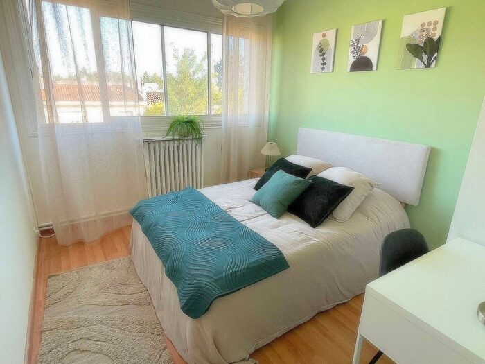 Appartement à louer - Cité Rose, Ramonville-Saint-Agne - 5 pièces - 4 chambres