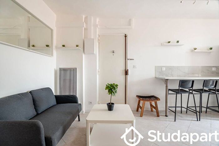 La Capelette, Marseille 10ème arrondissement : Appartement 1 pièce à louer