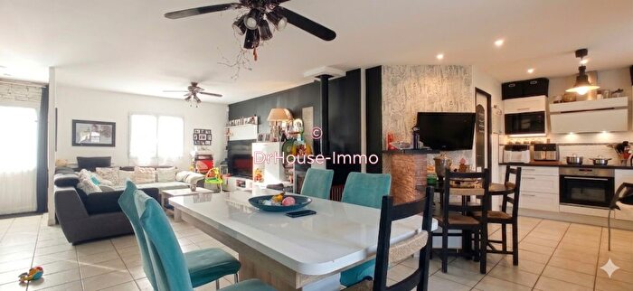 Maison 5 pièces à Apremont, à vendre