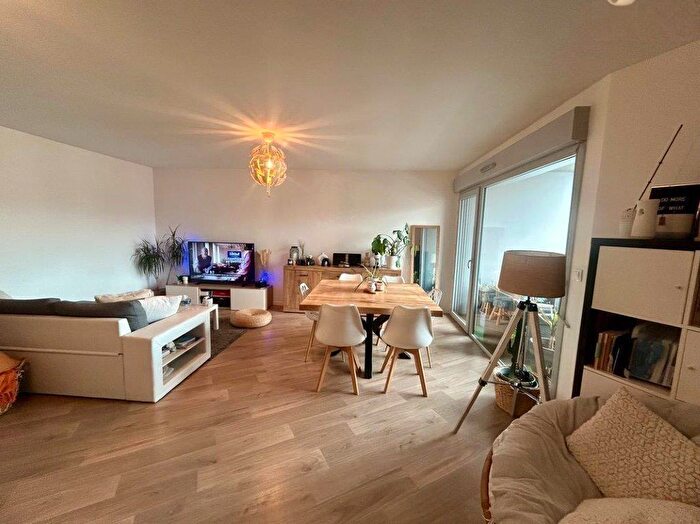 Appartement à vendre - Valenciennes - 3 pièces - 1 chambre