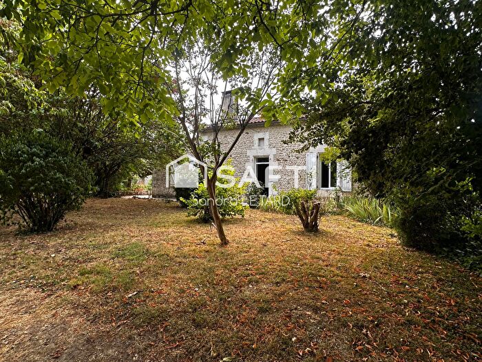 Juillaguet : Maison 3 pièces à vendre