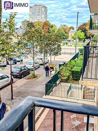 Appartement 3 pièces à vendre à Choisy-le-Roi, Centre-ville, Parc Prairie, Hautes Bornes