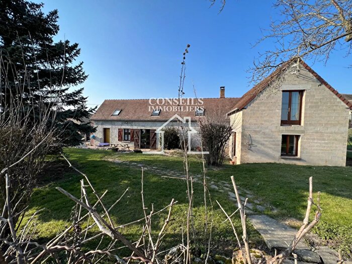 Maison à vendre - Saint-Julien-du-Sault - 8 pièces - 3 chambres