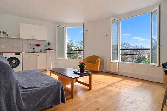 Appartement à vendre - Malakoff, Nord, Maison de la Vie Associative, Léger, Cogniot - 3 pièces - 1 chambre