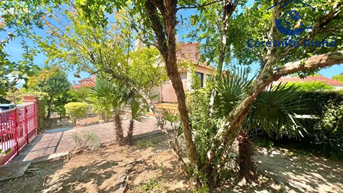 Maison 7 pièces à Céret, à vendre