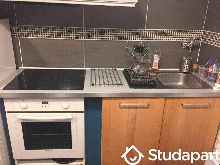 Appartement à louer - Castellane, Marseille ème arrondissement - 1 pièce