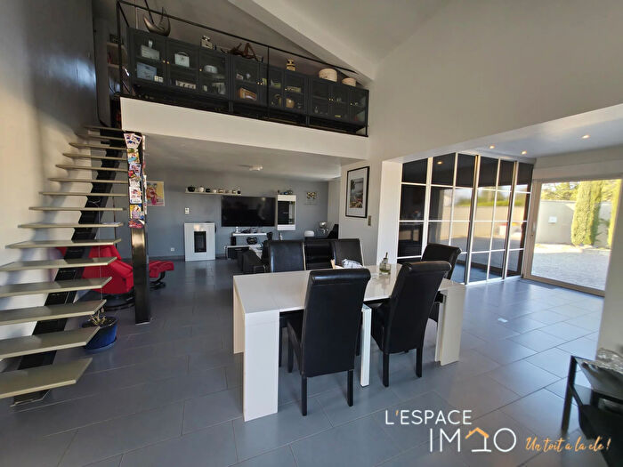 Maison à vendre - Cabrières-dAvignon - 5 pièces - 3 chambres