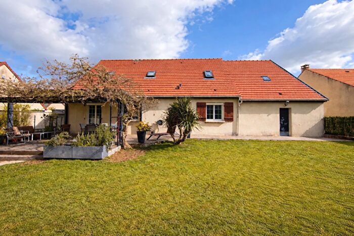 Maison à vendre - Tournan-en-Brie - 7 pièces - 5 chambres