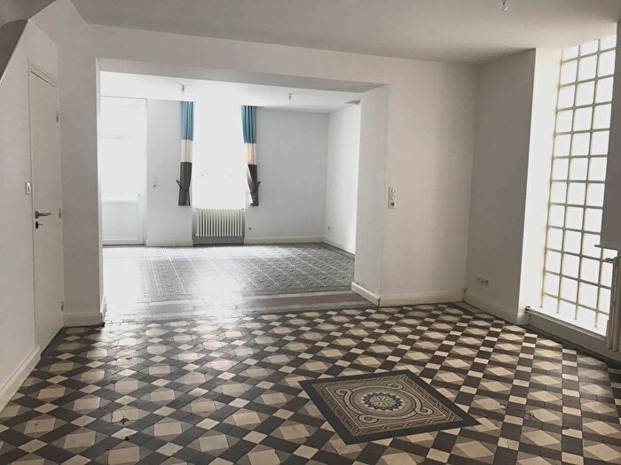Prefecture, Arras : Maison 5 pièces à louer