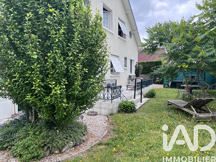 Maison 6 pièces à Tarbes, Solazur, à vendre