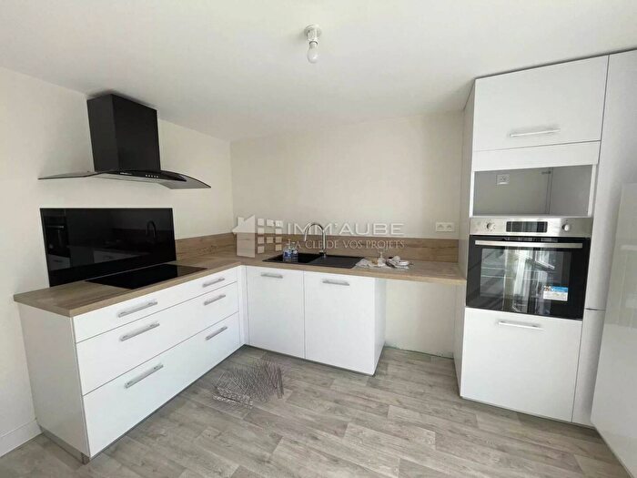 Appartement à louer - Ouest, Nogent-sur-Seine - 2 pièces - 1 chambre