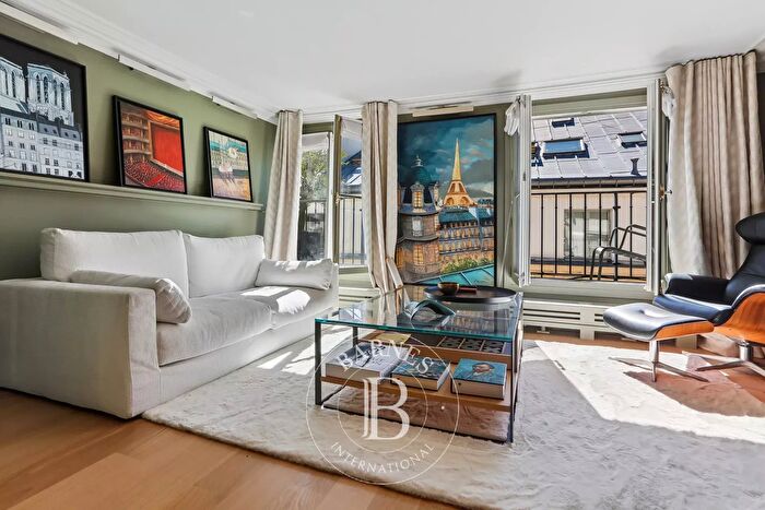 Appartement 3 pièces à vendre à Paris 7ème, Saint-Thomas d'Aquin, Bac, Musée d'Orsay