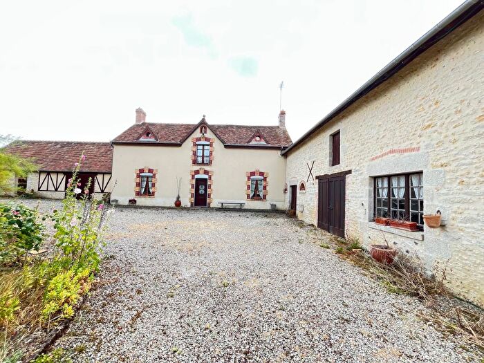 Maison 6 pièces à Lignières-la-Carelle, à vendre