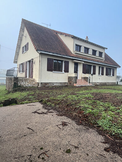 Maison à vendre - Bressuire - 7 pièces - 5 chambres