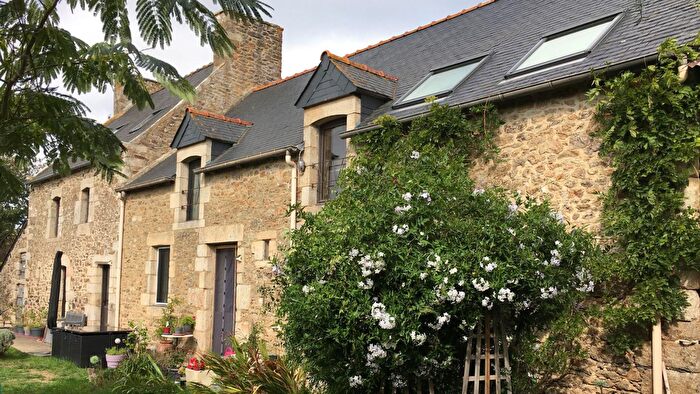 Maison à vendre - Bourseul - 9 pièces - 4 chambres