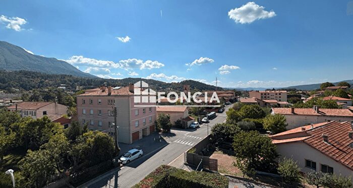 Appartement 4 pièces à vendre - Digne-les-Bains, Centre-ville, Bourg