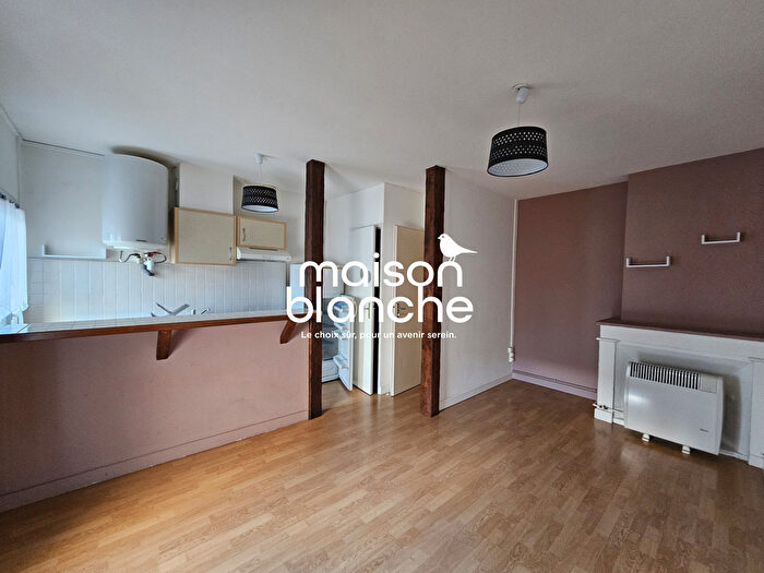 Appartement à louer - Rochefort, Centre-ville - 2 pièces - 1 chambre