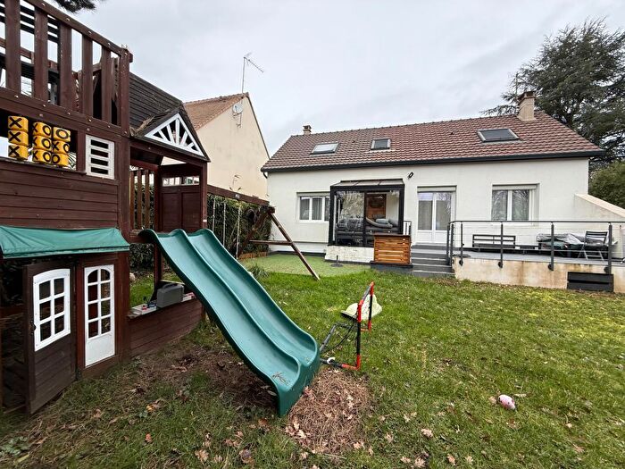 Maison à vendre - La Ville-du-Bois - 5 pièces - 3 chambres