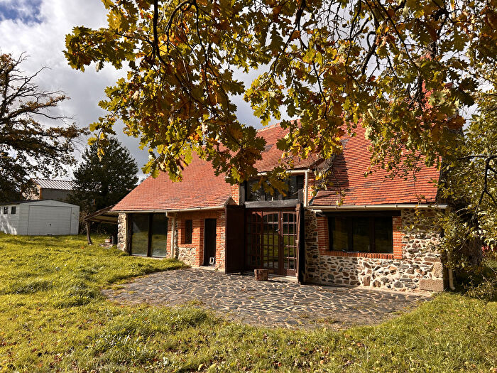 Maison à vendre - Orsennes - 3 pièces - 2 chambres