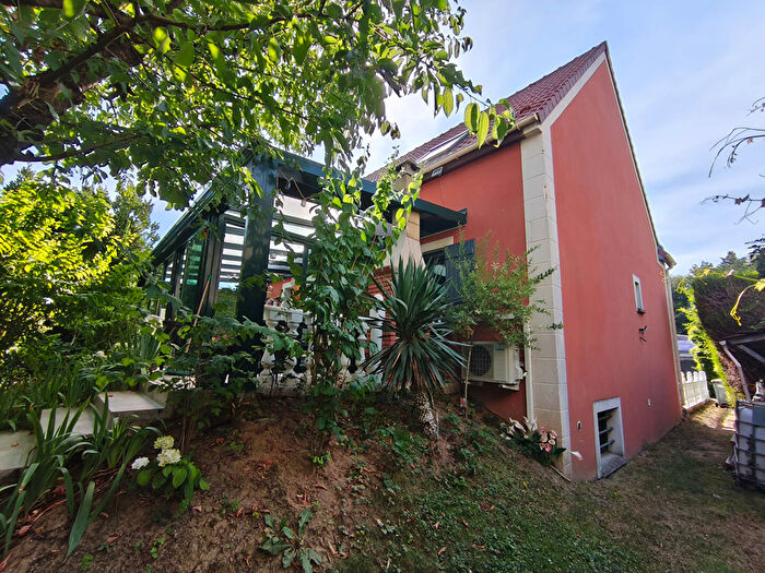 Maison 8 pièces à vendre - Mandres-les-Roses
