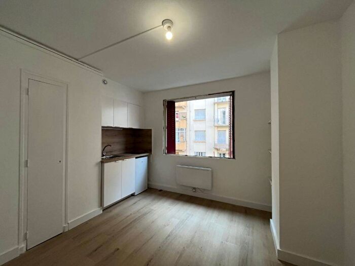 Appartement à louer - Allies-Clos dOr, Grenoble - 1 pièce