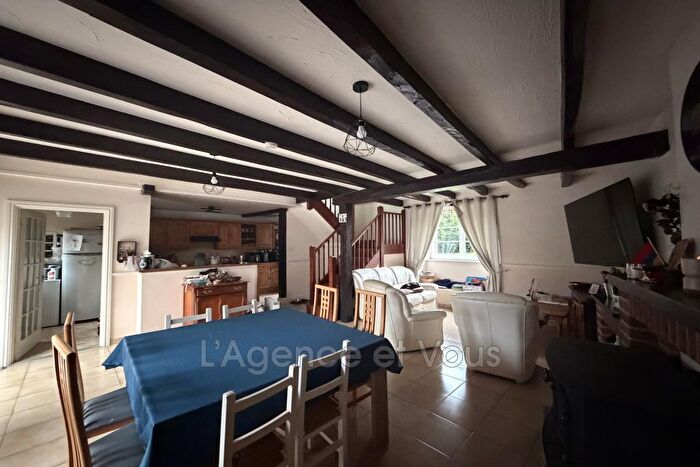 Maison à vendre - Le Tronchet - 4 pièces - 3 chambres