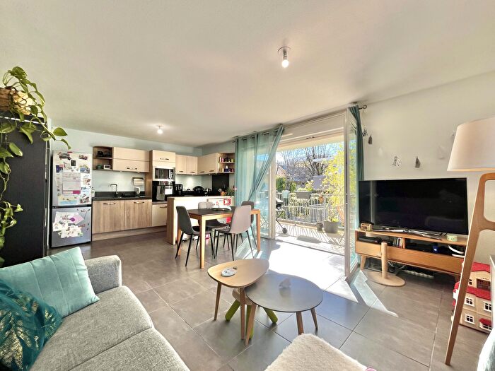 Appartement à vendre - Cognin - 3 pièces - 2 chambres