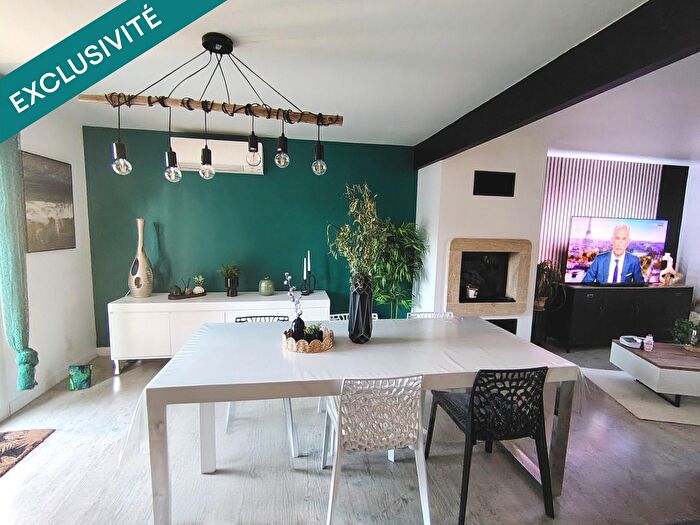 Maison à vendre - Saint-Clément-Rancoudray - 7 pièces - 5 chambres