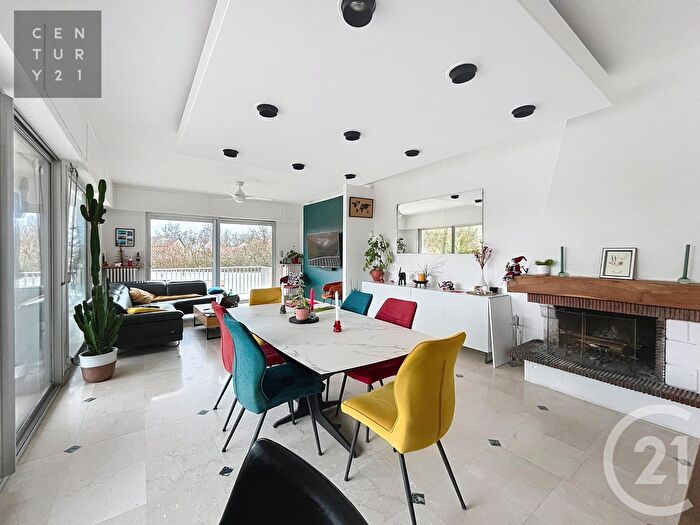 Maison à vendre - Troyes, Senardes, Moline - 8 pièces - 4 chambres