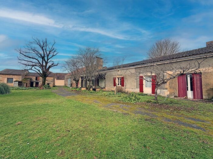 Maison à vendre - Sainte-Foy-de-Longas - 3 pièces - 2 chambres