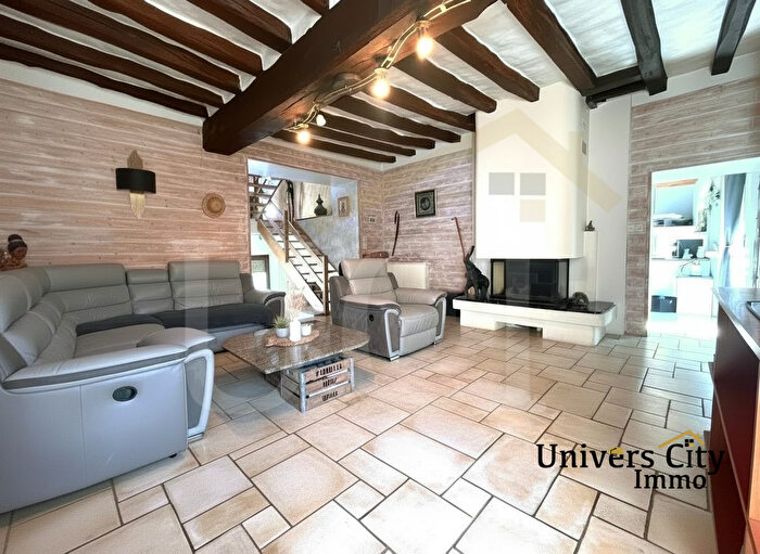 Miré - Maison 6 pièces à vendre