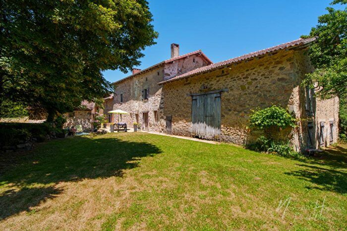 Maison 6 pièces à vendre à Saint-Laurent-sur-Gorre