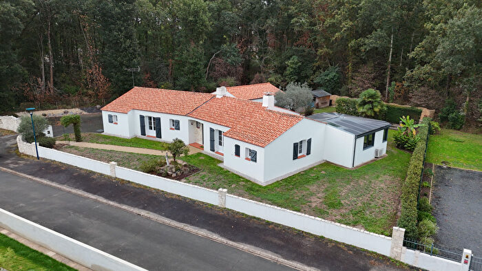 La Garnache - Maison 8 pièces à vendre