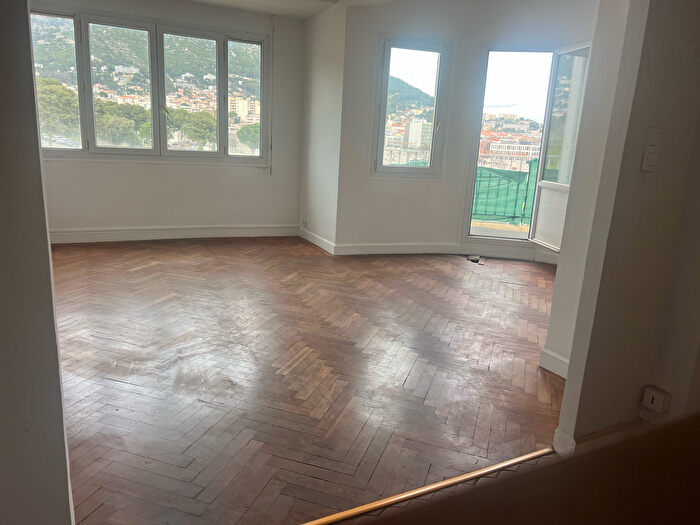 Appartement à vendre - Toulon, Haute-ville - 3 pièces - 2 chambres