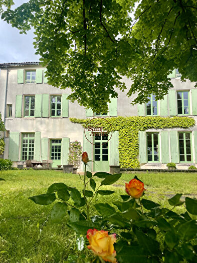Maison 11 pièces à vendre à Cognac