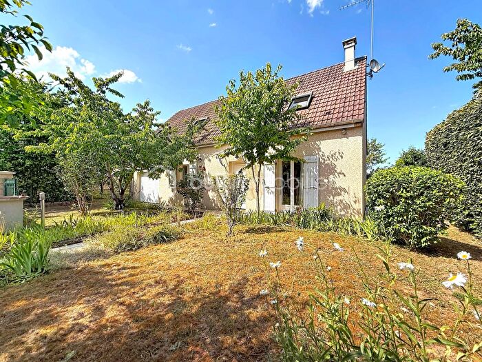 Maison 6 pièces à Verneuil-l'Étang, à vendre