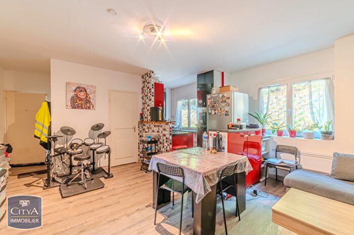 Appartement à vendre - Bourg-de-Thizy - 3 pièces - 2 chambres