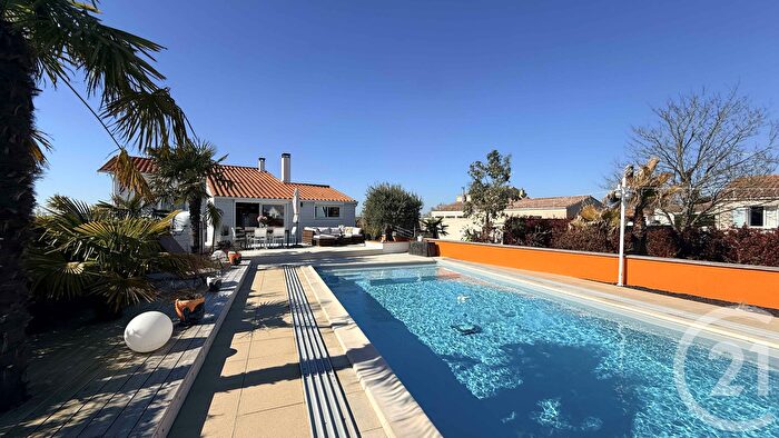 Maison à vendre - Saint-Michel-en-lHerm - 7 pièces - 4 chambres