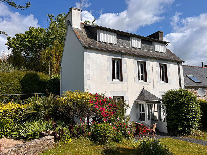 Maison à vendre - Langoat - 5 pièces - 4 chambres