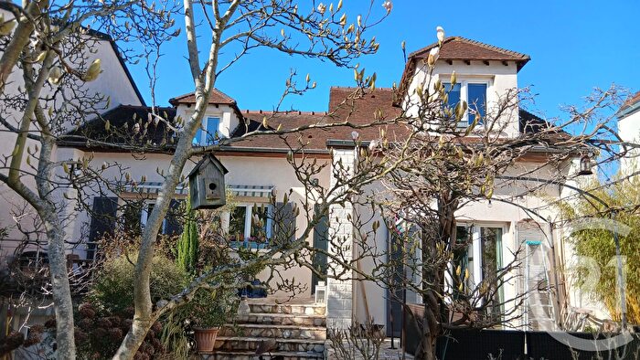 Maison à vendre - Chatou, Ouest - 7 pièces - 4 chambres